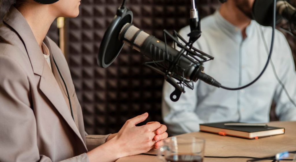 8 Best Tech Podcasts of 2024: what to listen to stay up-to-date? | PlaysDev